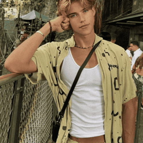 Kian Carpenter Crush Confession Chat Bot | MyShell AI